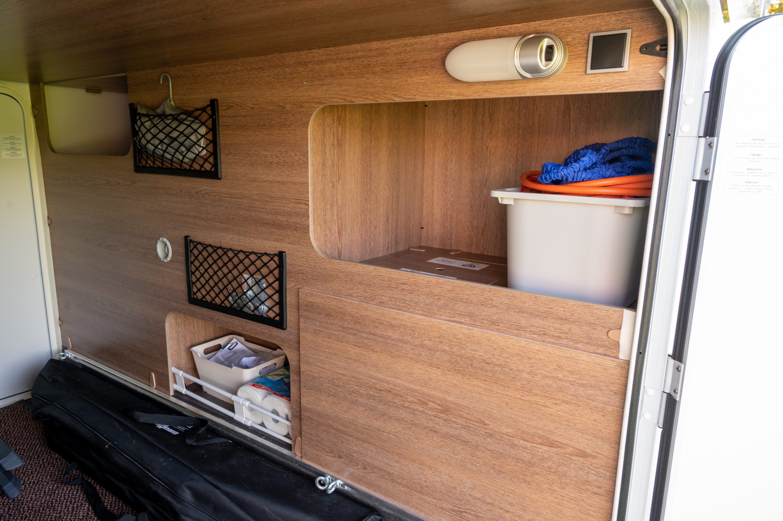 Innenausstattung – CalaVan – Wohnmobilverleih